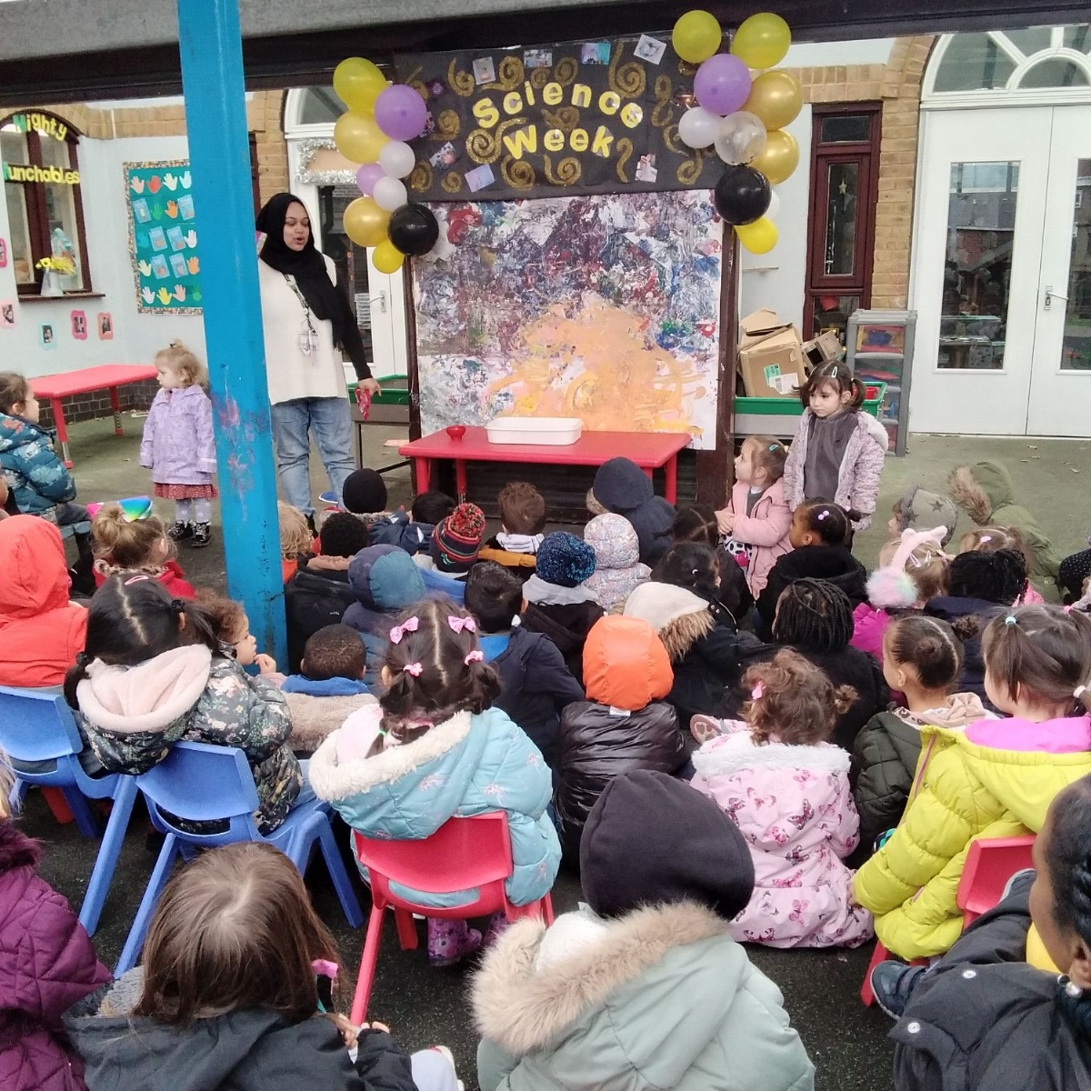 Rebecca Cheetham Nursery & Children's Centre - Science Week